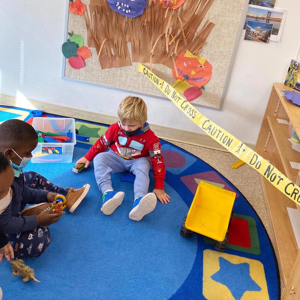 In the Classroom: Learning About Community | Children's Learning ...